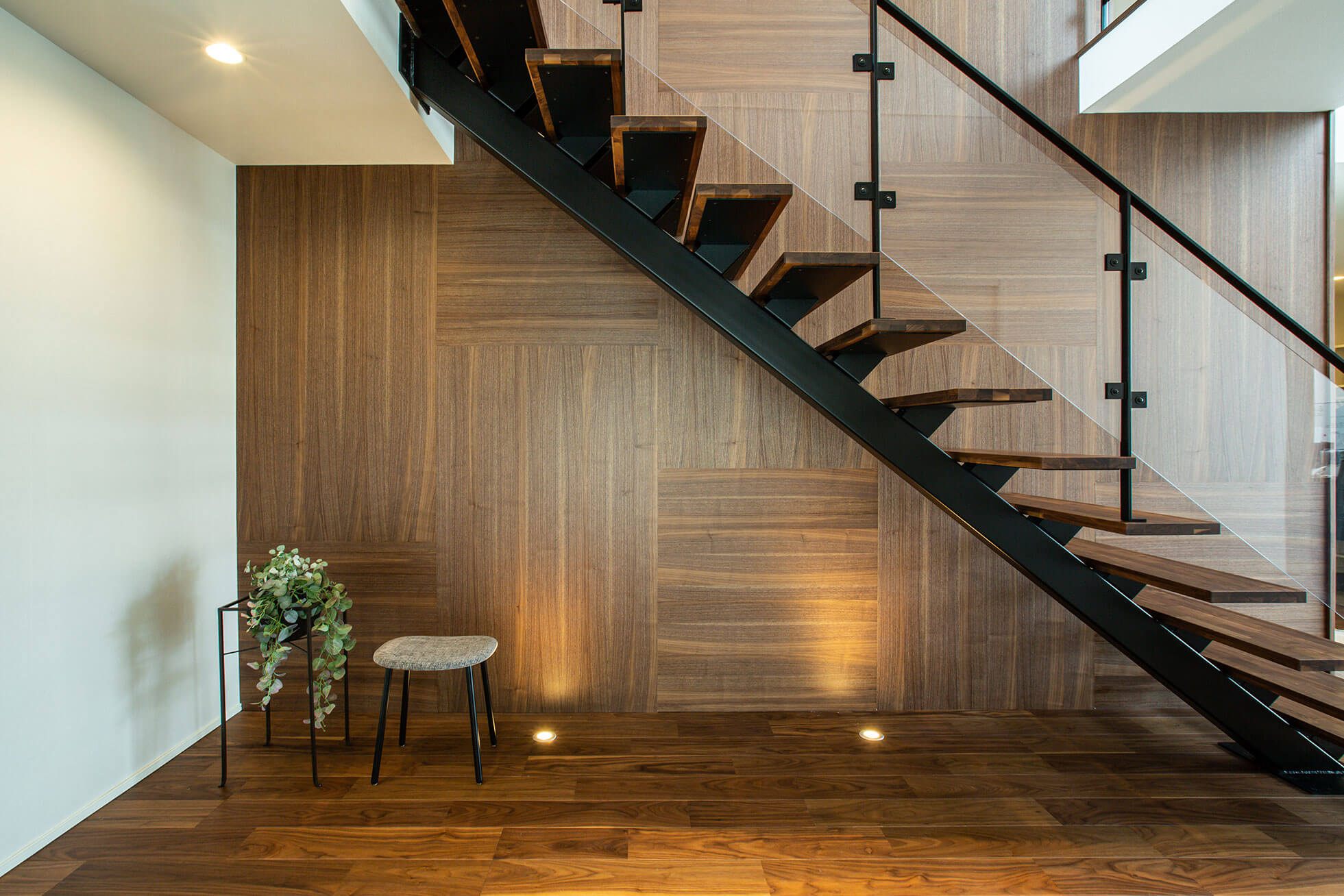 憧れを最も美しく | AREX/アーレックス